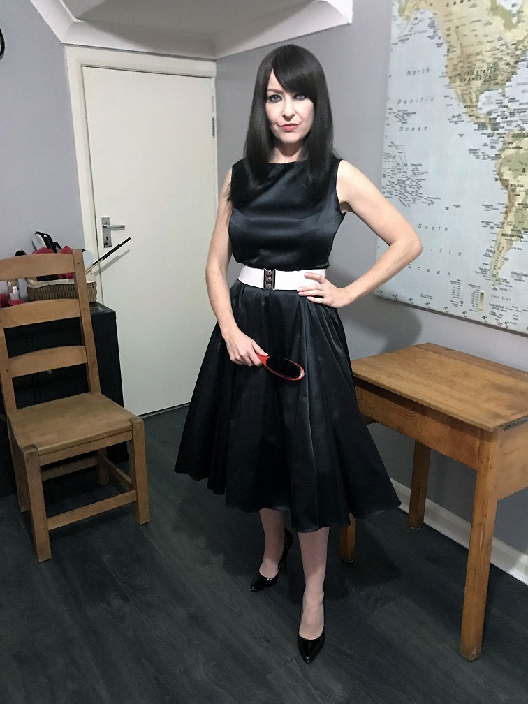 Otk Hairbrush Spanking Mistress In Hertfordshire Miss Jessica Wood